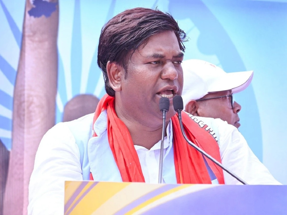 Bihar Chunav 2025 VIP chief Mukesh Sahni was denied landing permission ...