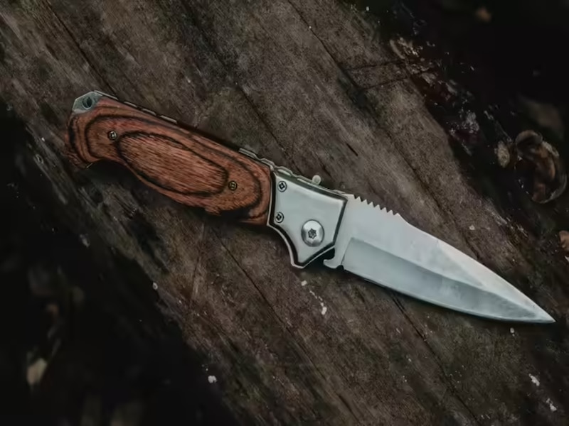 do you know in which District of Uttar pradesh worlds largest knife ...