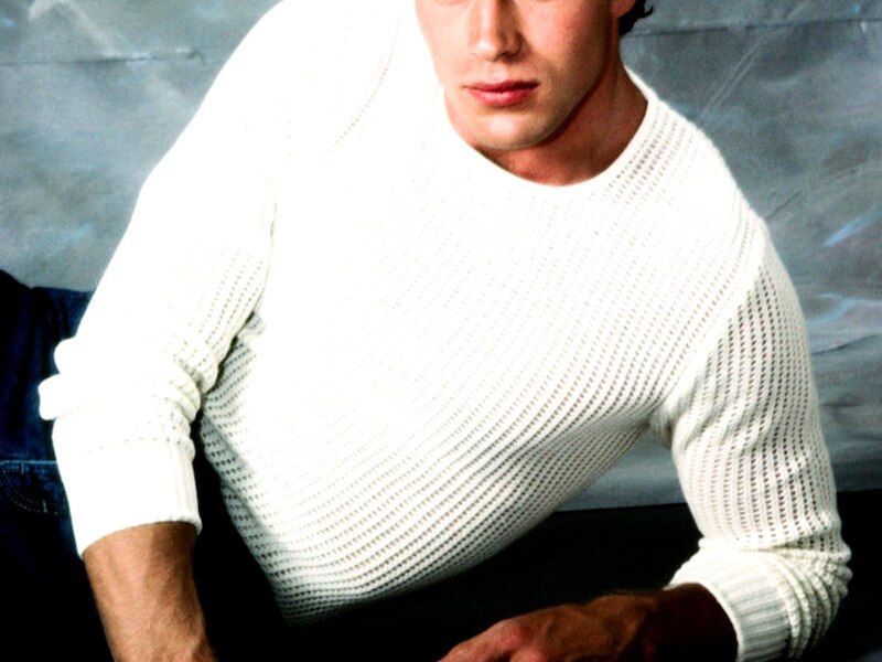 26 Years Old Late World Most Handsome Hollywood Actor Jon-Erik Hexum ...