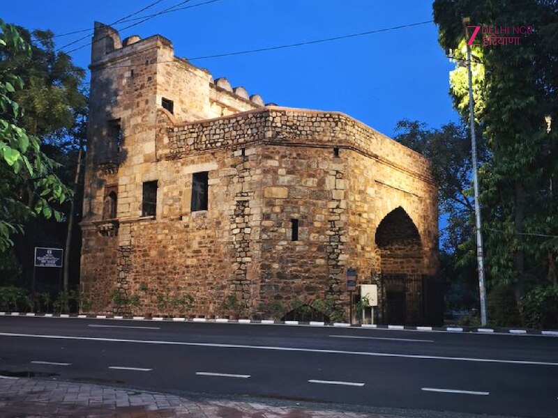 कहां है दिल्ली का 'खूनी दरवाजा'? इसका नाम खूनी क्यों पड़ा.. इतिहास ...