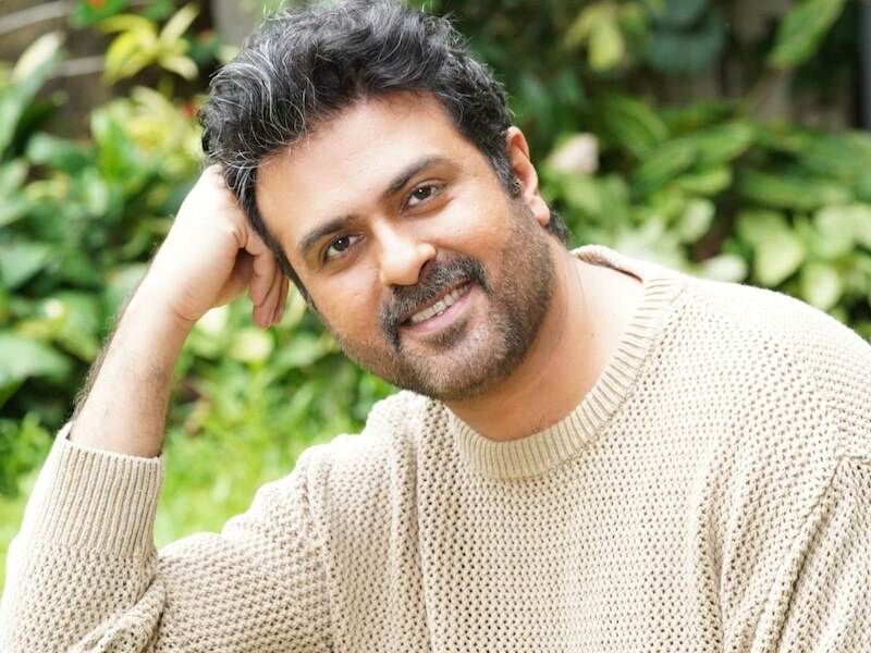 44 Years Old Bollywood Biggest Flop Actor Harman Baweja Gave 5 Disaster ...