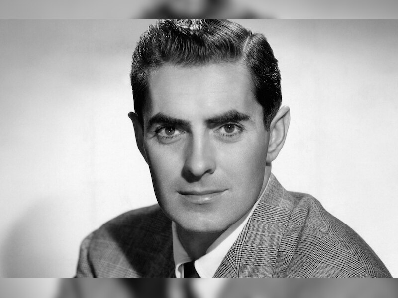44 Years Old Late Dark Handsome Actor Tyrone Power Who Died on camera ...