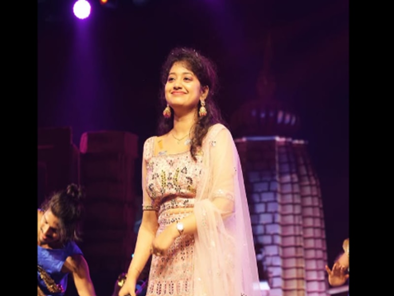 Arpita Choudhary: ହ୍ୟୁମାନଙ୍କ ମା'ଙ୍କ ସଙ୍ଗୀନ ଅଭିଯୋଗ ପରେ ଭାଇରାଲ ହେଉଛି ଅର୍ପିତାଙ୍କ ଏହିସବୁ ଫଟୋ । Odia ...