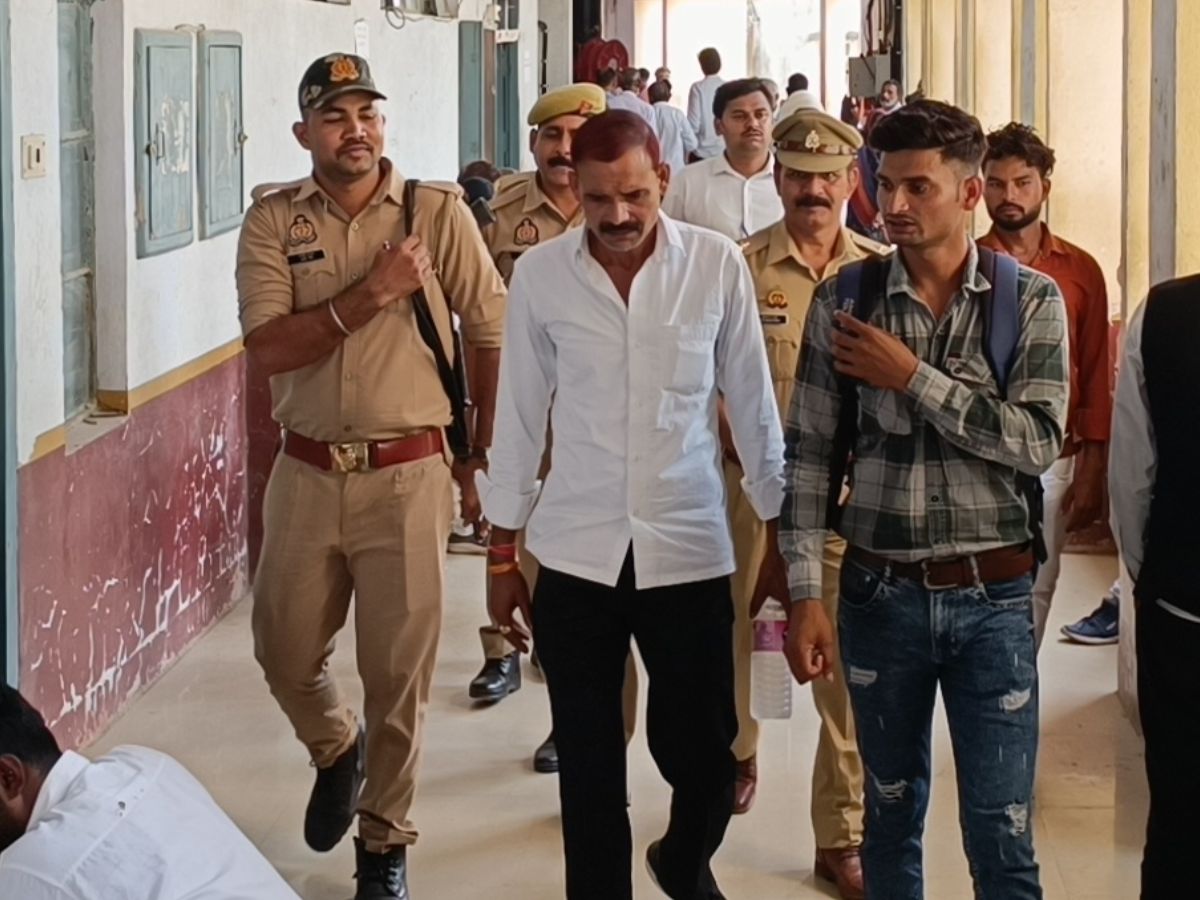 Chambal dacoit Mangali Kewat released from jail after 19 years | चंबल ...