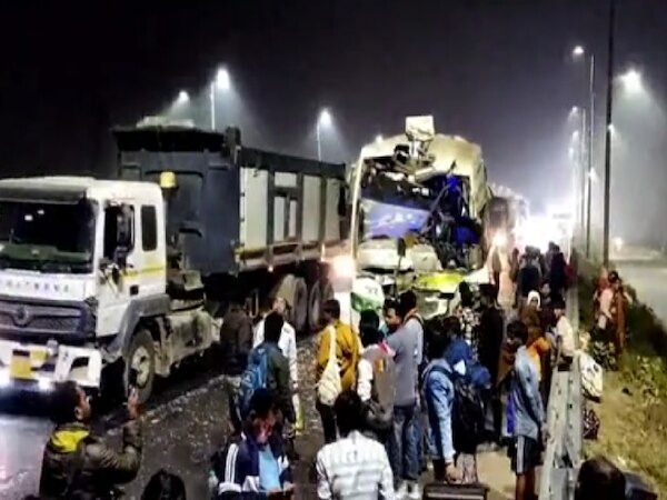etawah horrific accident private sleeper bus collides with truck 10 ...