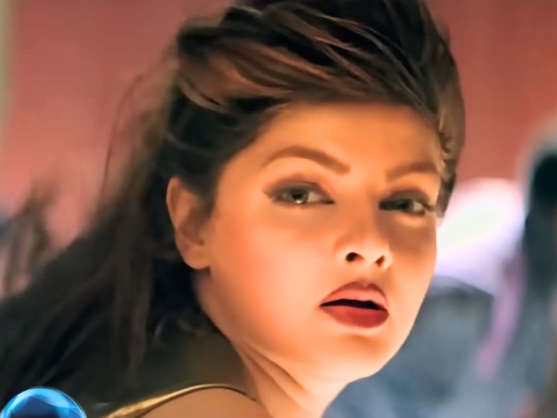 27 Years Old Biggest Bollywood Superhit Song Koi Jaye To Le Aaye Mamta ...
