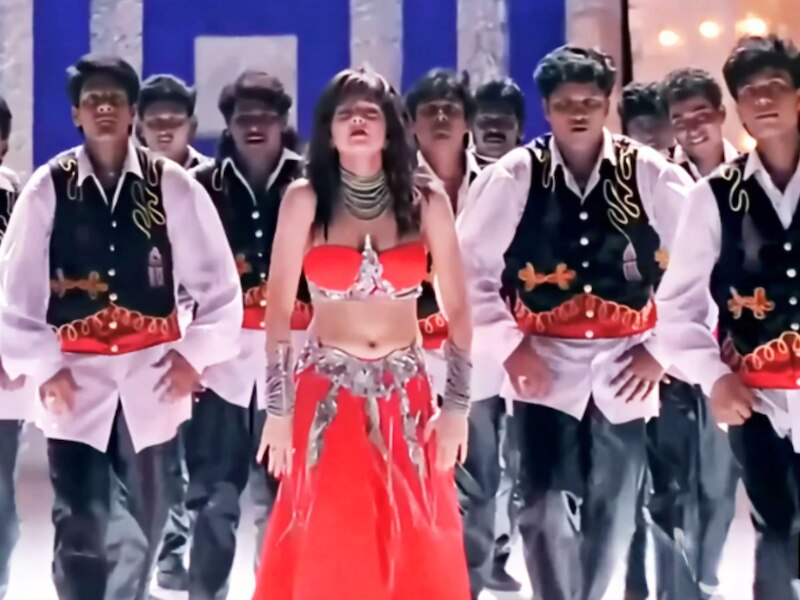 27 Years Old Biggest Bollywood Superhit Song Koi Jaye To Le Aaye Mamta ...