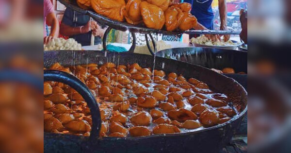 Thawe Mandir Famous Pedakiya Mithai Know its Recipe | Thawe Famous ...