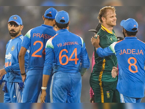 Ravindra Jadeja Cricket Career Records and Stats analysis Team India ...