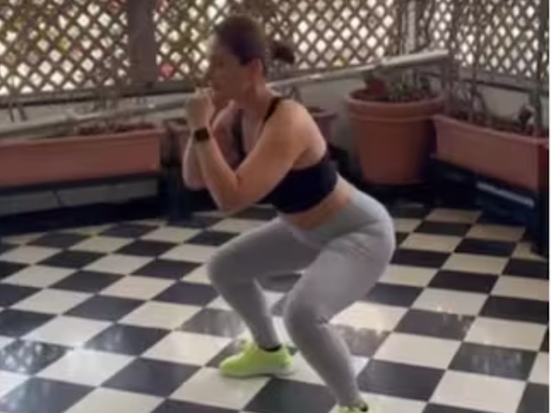 Do these 5 exercises daily to keep yourself fit and glamorous like Bebo Kareena Kapoor Khan at ...