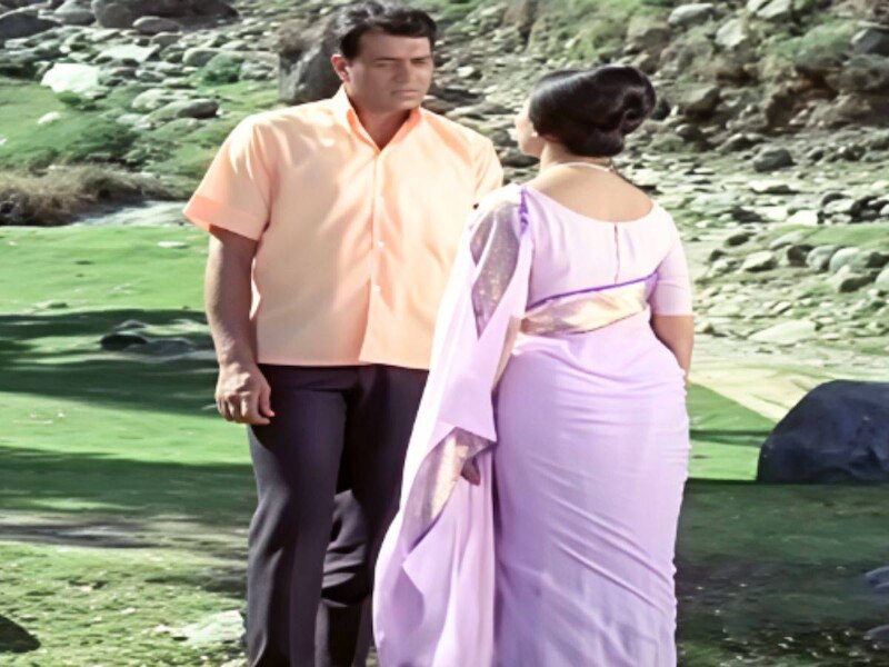 57 Years Old Dharmendra Tanuja Superhit Song Ye Dil Tum Bin Lagta Nahin ...