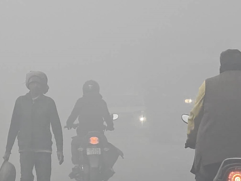 up weather today 25 december 2025 AQI smog cold wave alert temp Drop ...