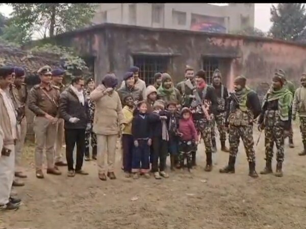 Bagaha News: बगहा में अब निर्भय होकर घूम सकेंगी महिलाएं, SP निर्मला ...