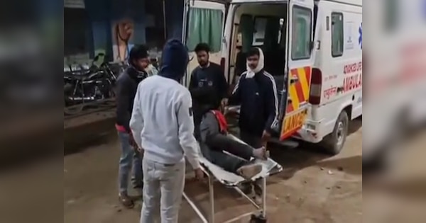 Chhapra Crime: जमीन विवाद में युवक को मारी गोली, दूसरे पर धारदार हथियार ...