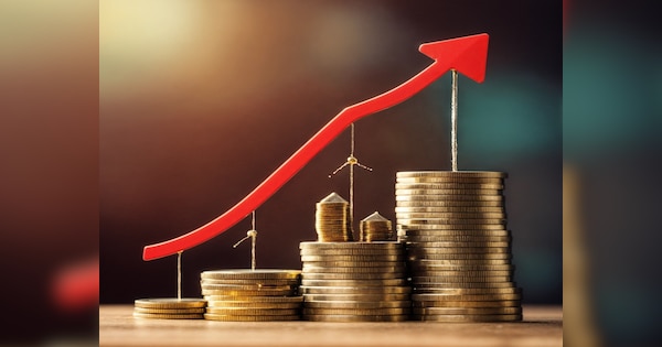 Bihar growth rate crossed 13 percent and surge has been observed in its ...