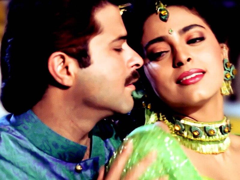 90s Most Beautiful Richest Actress Juhi Chawla Did 3 Bold Double ...