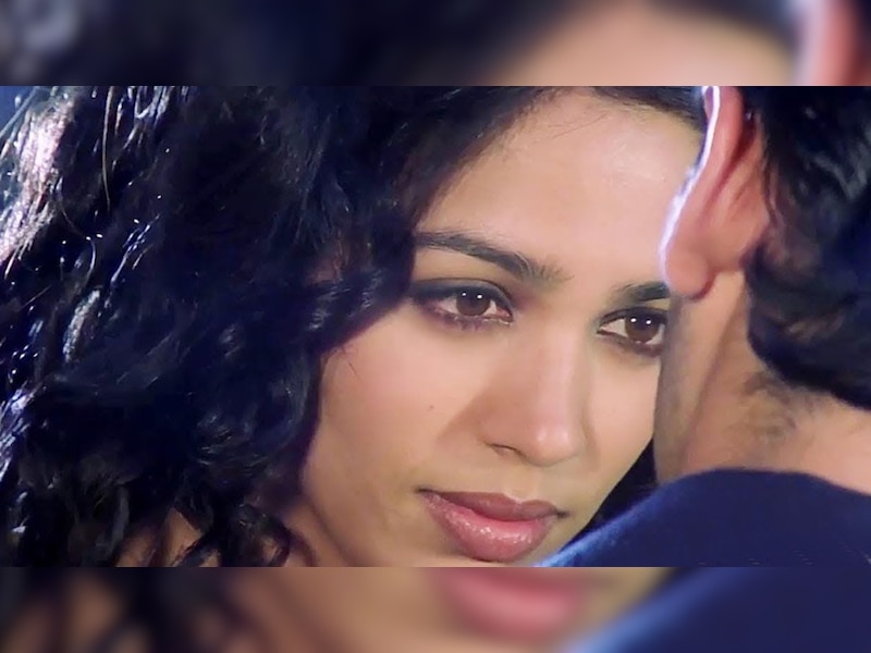 24 Year Old Biggest Blockbuster Horror Film Raaz Hai 6 Songs Create ...