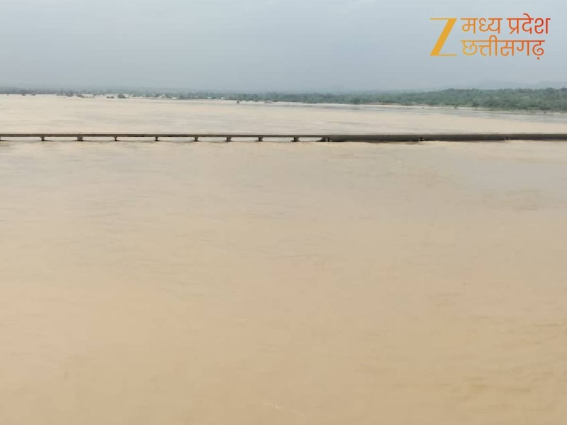 chambal river these are special features unique river that flows ...