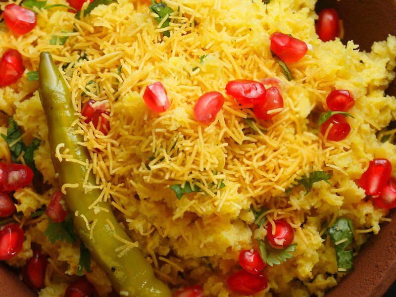 try indori poha recipe jeeravan poha for breakfast taste is such that ...
