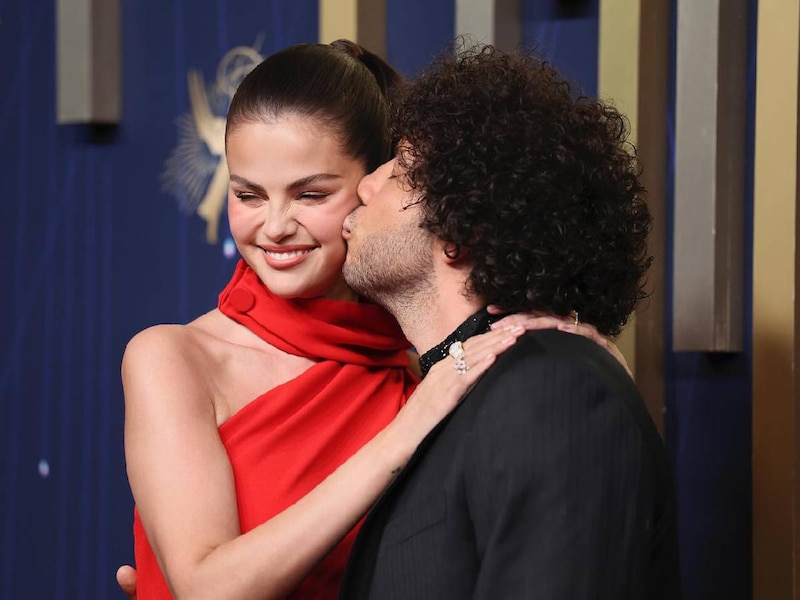 33 Years Old Richest Singer Selena Gomez Suffering from Bipolar ...