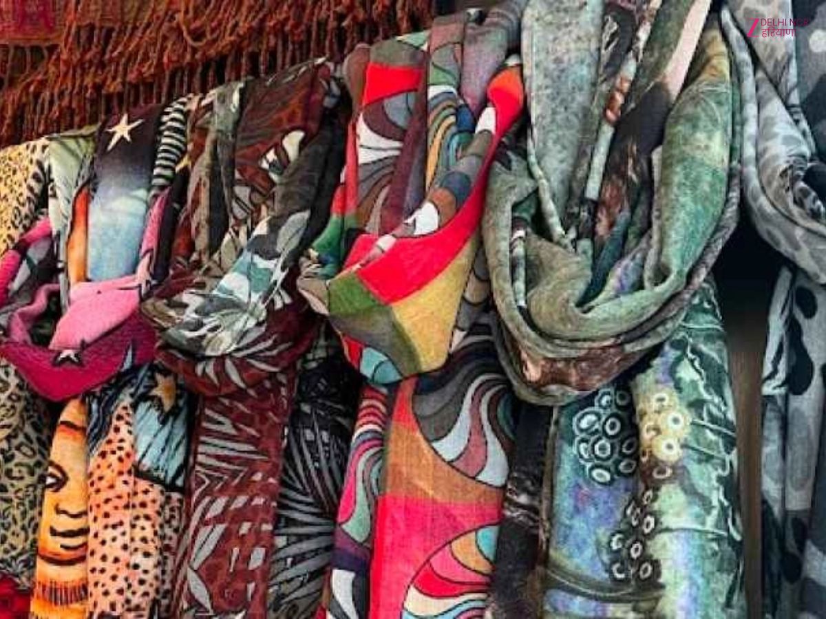 Cotton Stoles Market: सस्ते में फैशन! दिल्ली-नोएडा की गलियों में मिल ...