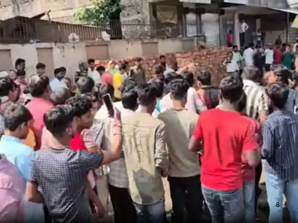 Araria News: फारबिसगंज में सरेआम युवक की बेरहमी से हत्या, गर्दन काटकर ...
