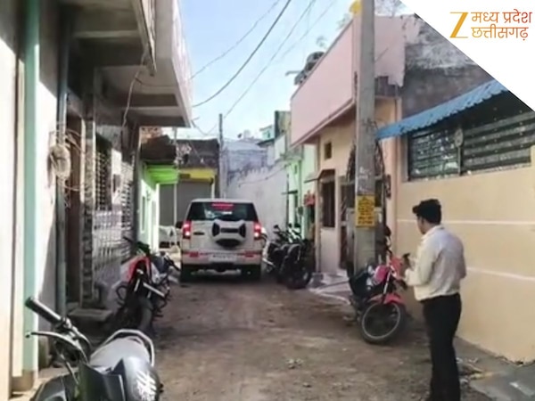 cyber crime raid fake call center busted ganj basoda vidisha | नोएडा का ...
