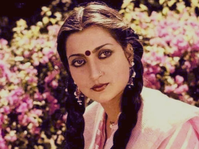 70 Year Old This Beautiful Actress Was Engaged To Sanjeev Kumar ...
