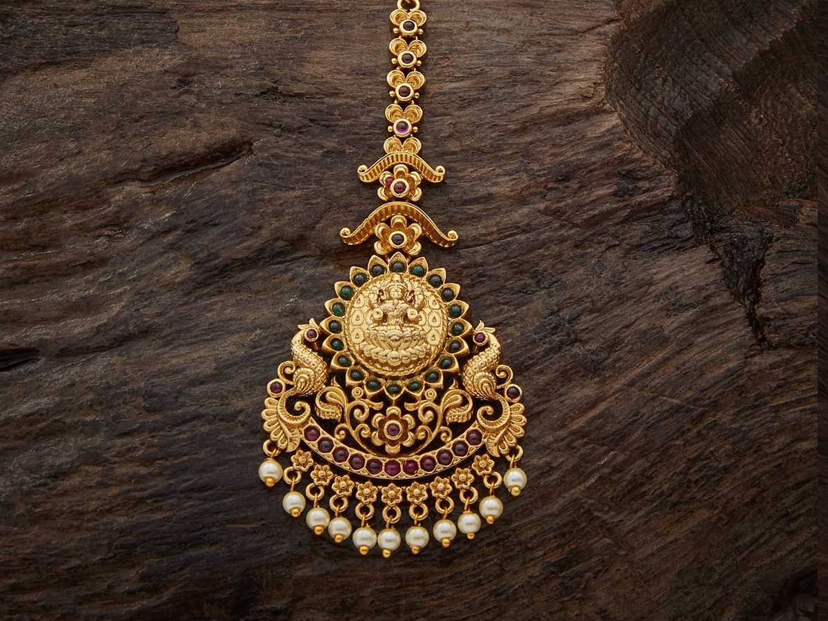 22kt gold maang tikka in 3 gram here south indian maang tikka designs ...