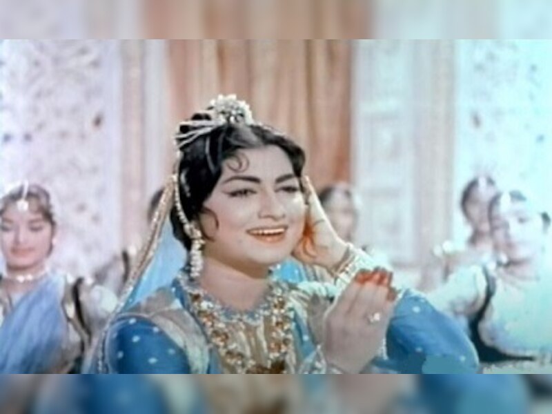 50 Most Beautiful Actress Minoo Mumtaz Romance With Real Brother ...