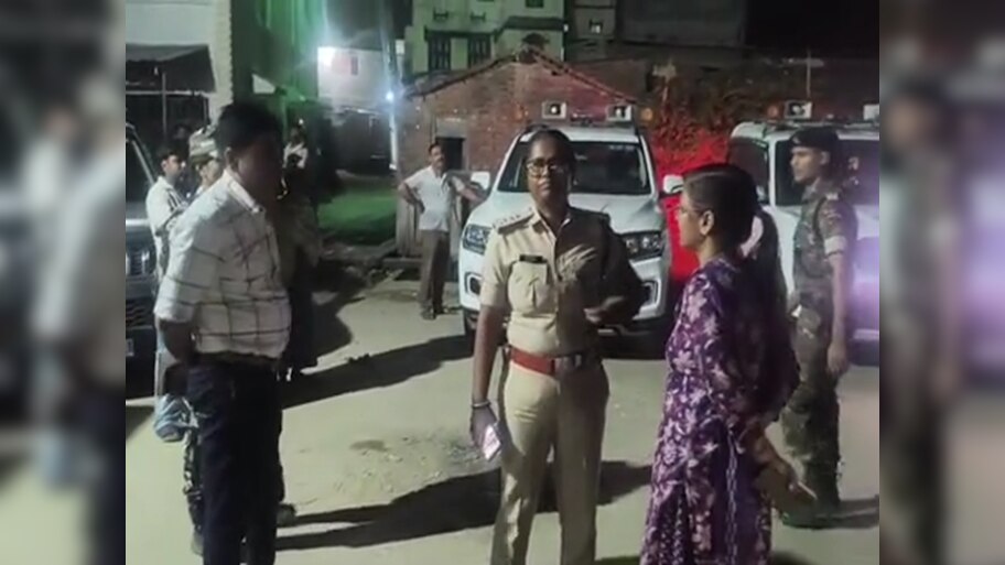 Bagaha News: कुख्यात पुट्टू मिश्रा हत्याकांड में नामजद आरोपी राजू खान ...