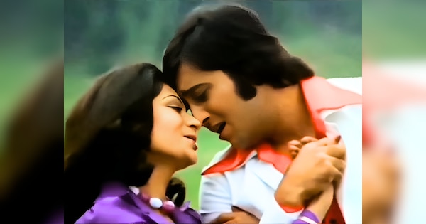 52 Years Old Beautiful Heart Touching Romantic Song Wada Kar Le Sajna ...