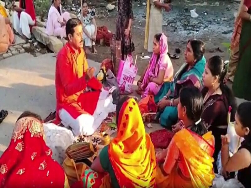 Vat Savitri 2026 Married women gathered under banyan tree and ...