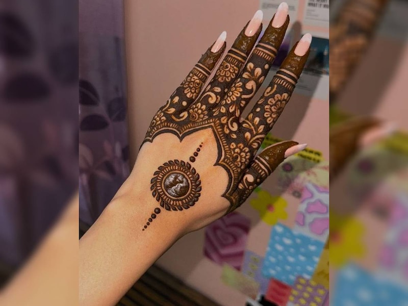 bakrid 2026 back hand minimalist aesthetics mehndi designs | बकरीद पर ...