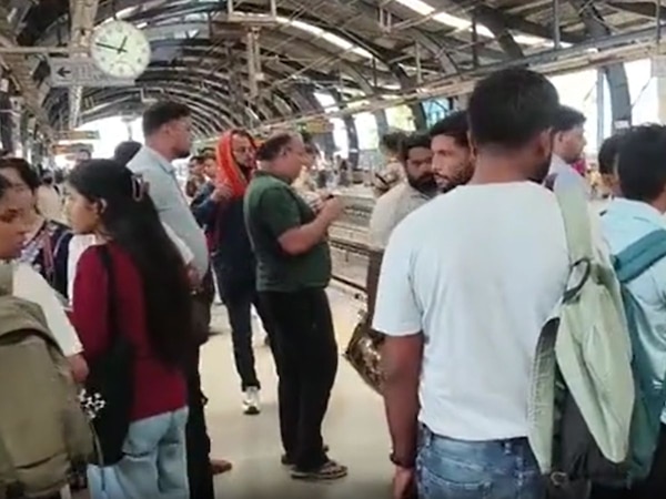 mentally ill man jump onto track at Noida metro station sector 16 was ...