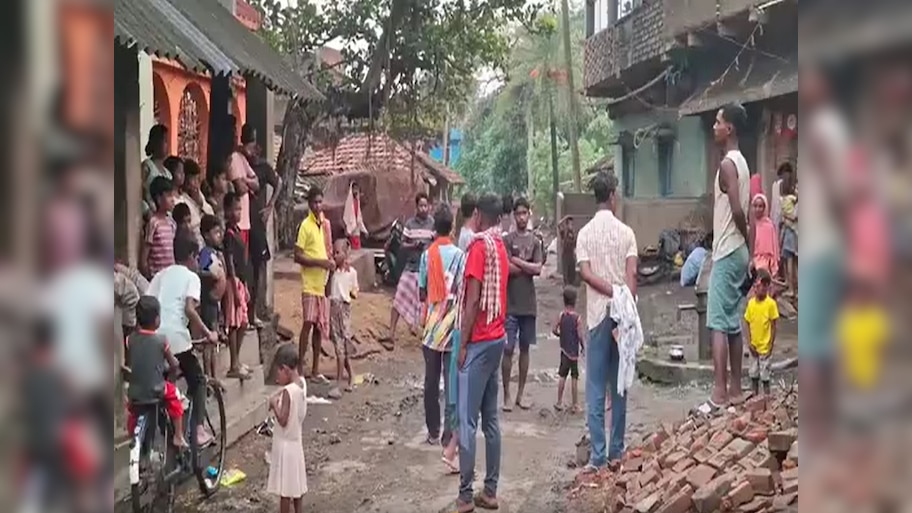 Two people died and two girls were injured in Pakur due to lightning ...