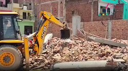 bulldozer action की ताज़ा खबरे हिन्दी में | ब्रेकिंग और लेटेस्ट न्यूज़ ...