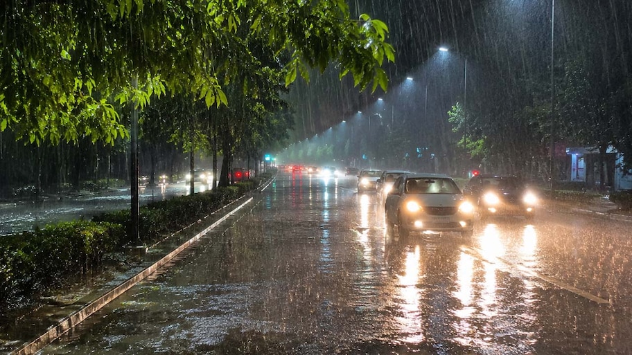 IMD Weather Update Next Three Days rains and strong winds temperatures ...