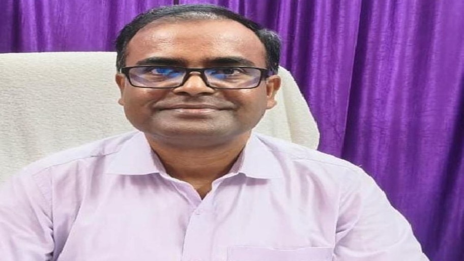 भ्रष्टाचार पर बड़ा एक्शन: सीतामढ़ी के सुरसंड BDO कृष्णा राम निलंबित, 79 ...