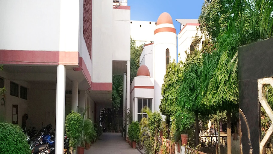 Uncertainty looms over UP Urdu IAS PCS Study Centre students await ...
