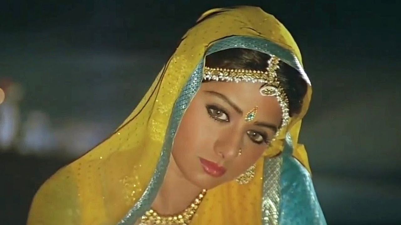35 Year Old Sridevi Iconic Rajasthani Folk Song Morni Bagama Film Lamhe ...