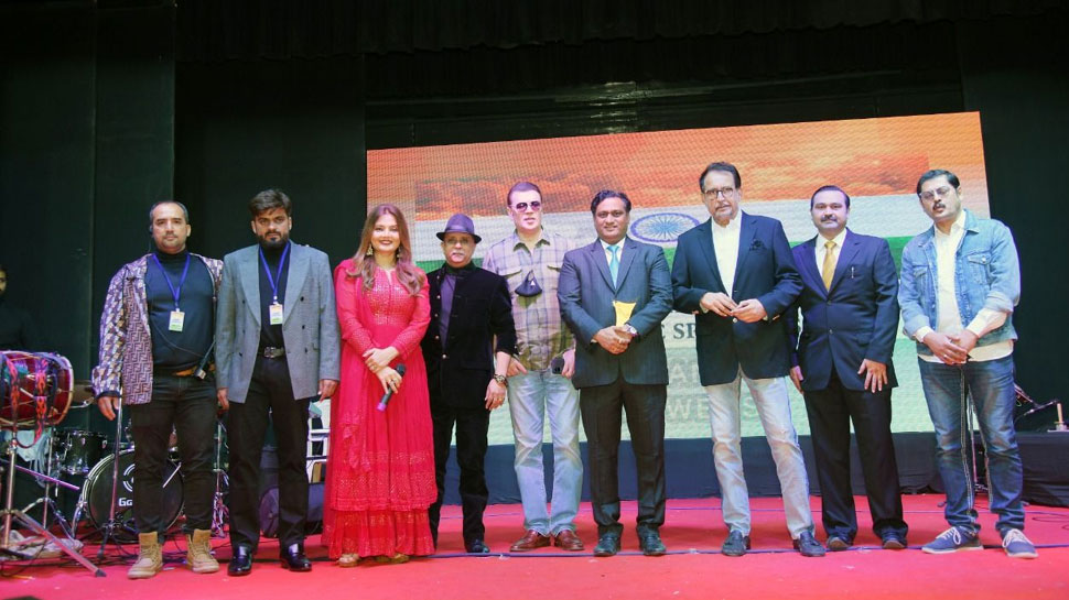 Aditya Pancholi, Anoop Jalota and other celebs honored Corona Warriors ...