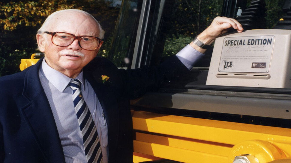 why jcb colour is yellow and how it goes popular, Know Interesting FACT ...