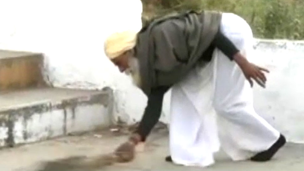 Such faith towards Narmada that Komal Das left his government job and ...