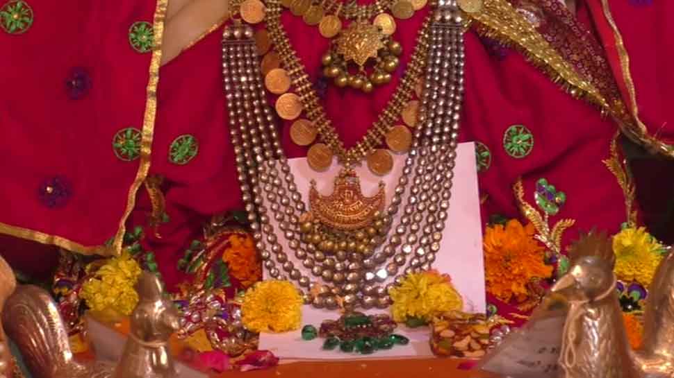 Gujarat: Goddess Bahuchara equipped with 300 crores of jewelery ...
