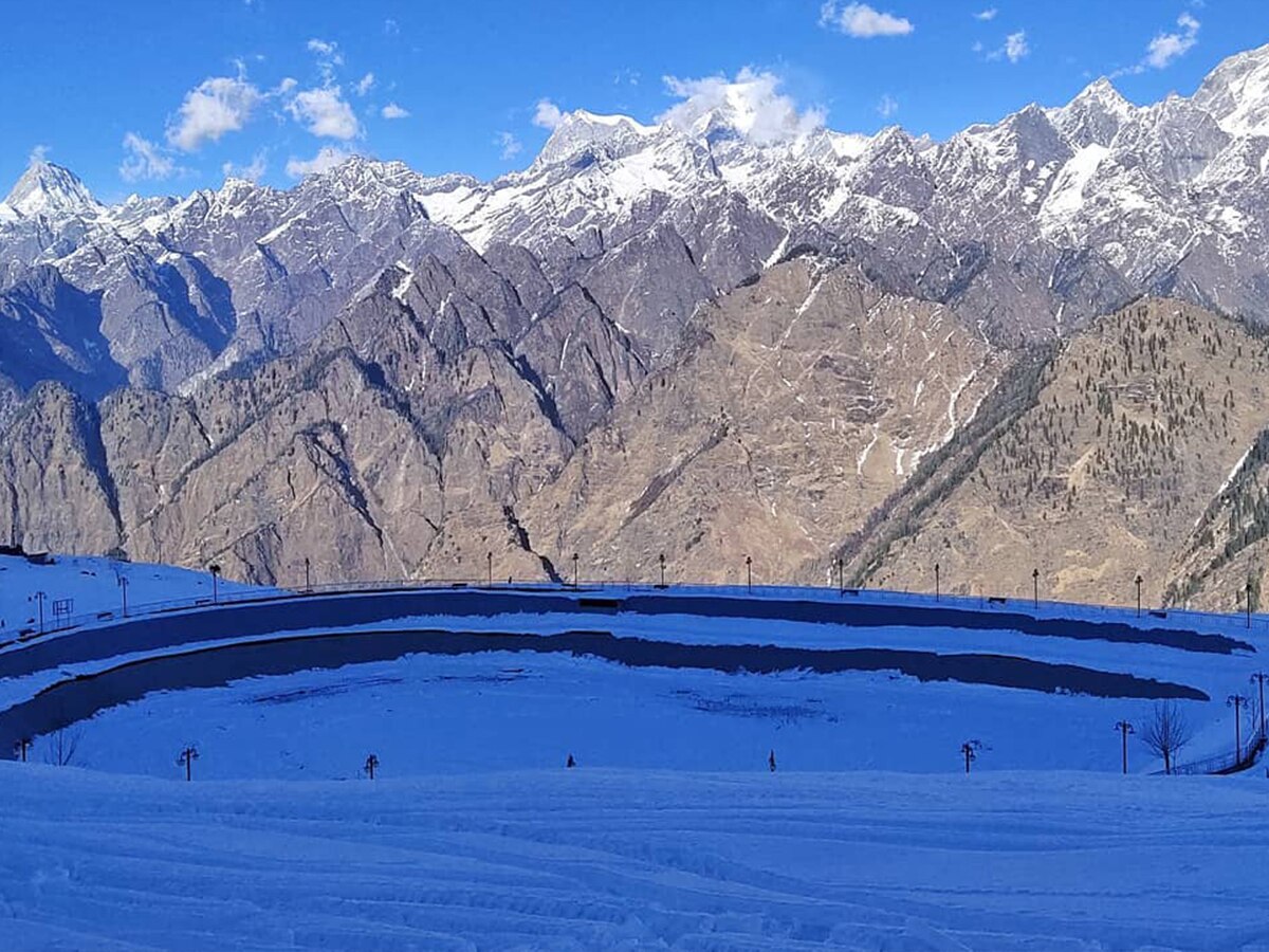 auli hill station famous snowfall lakes valley know best tourist place ...