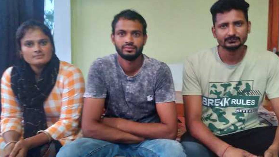 Farmani Naaz biography age indian idol fame har har shambhu singer ...