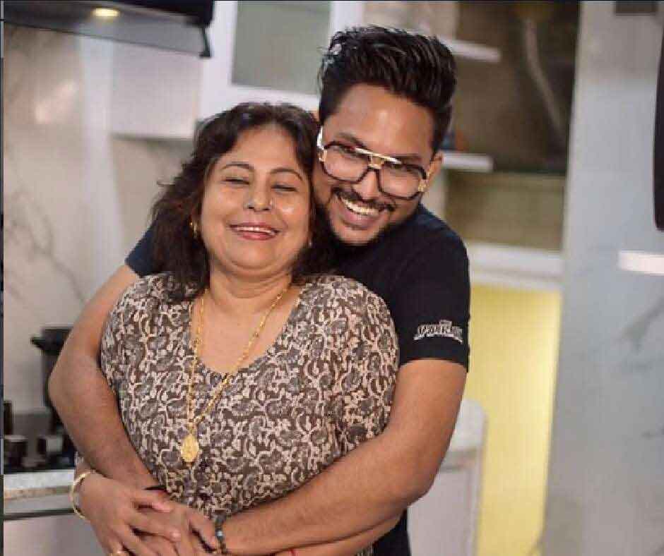 Kumar Sanu divorced his 6 month pregnant wife and married twice, jaan ...