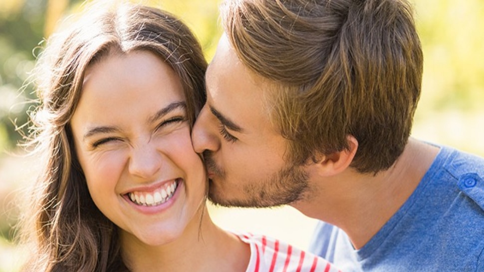Kissing Disease: Kissing can make you sick, know what is kissing ...