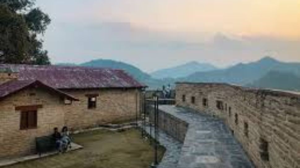 Pithoragarh london fort situated in centre of made by gorkha in 18th ...